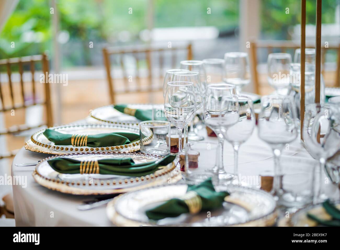 Luxury table set up for a special event Stock Photo - Alamy
