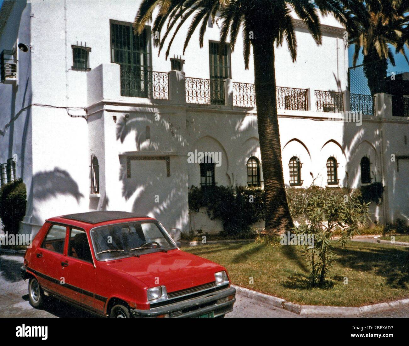 Algiers - Chancery Office Building - 1983 Stock Photo - Alamy