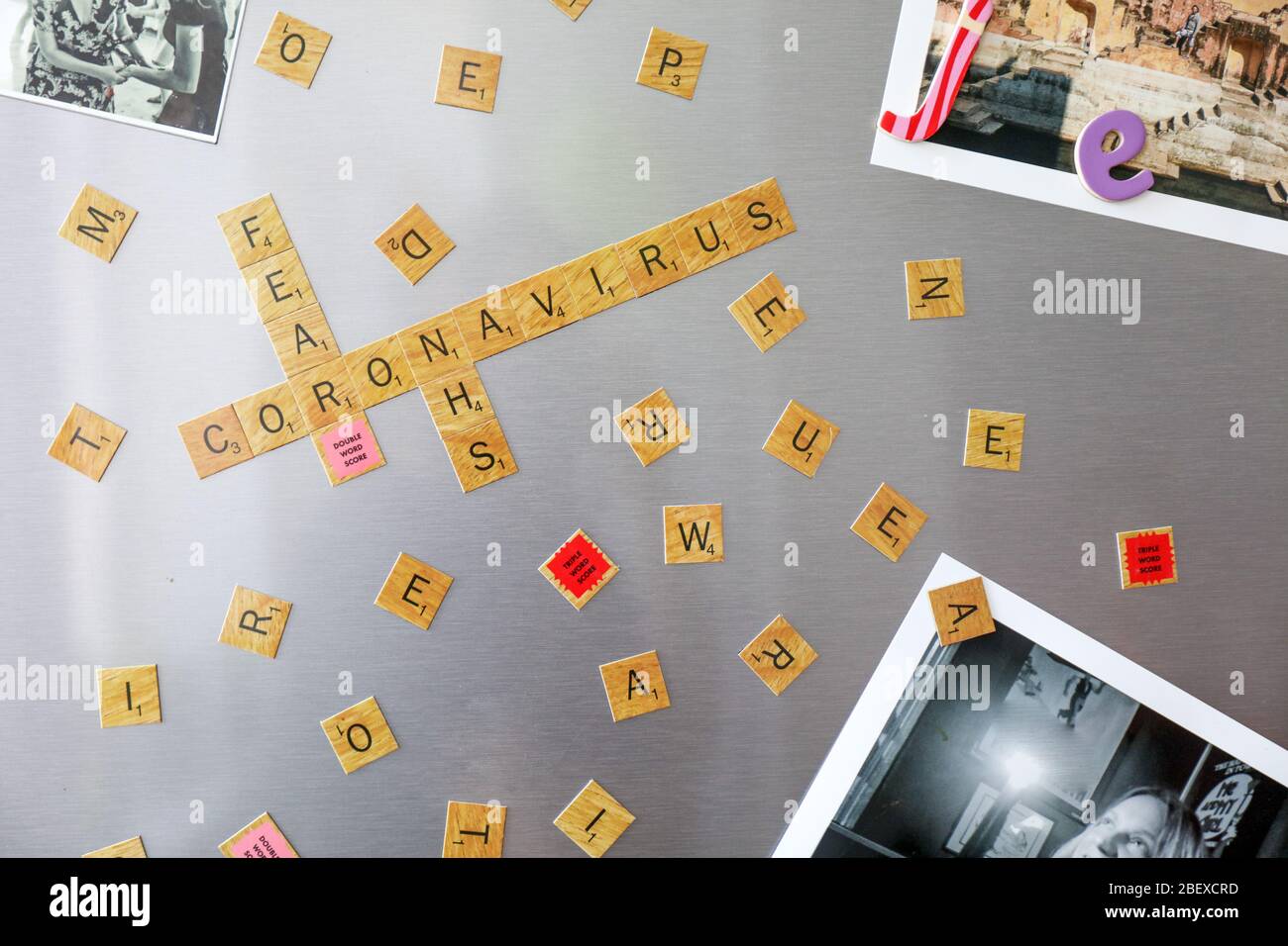 Family domestic fridge hi-res stock photography and images - Alamy