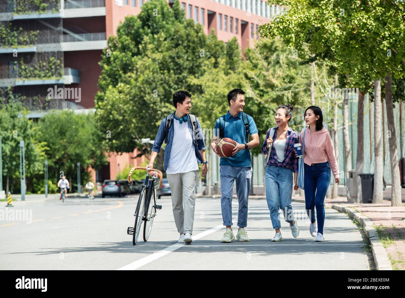 Indian college students walking campus hi-res stock photography and ...