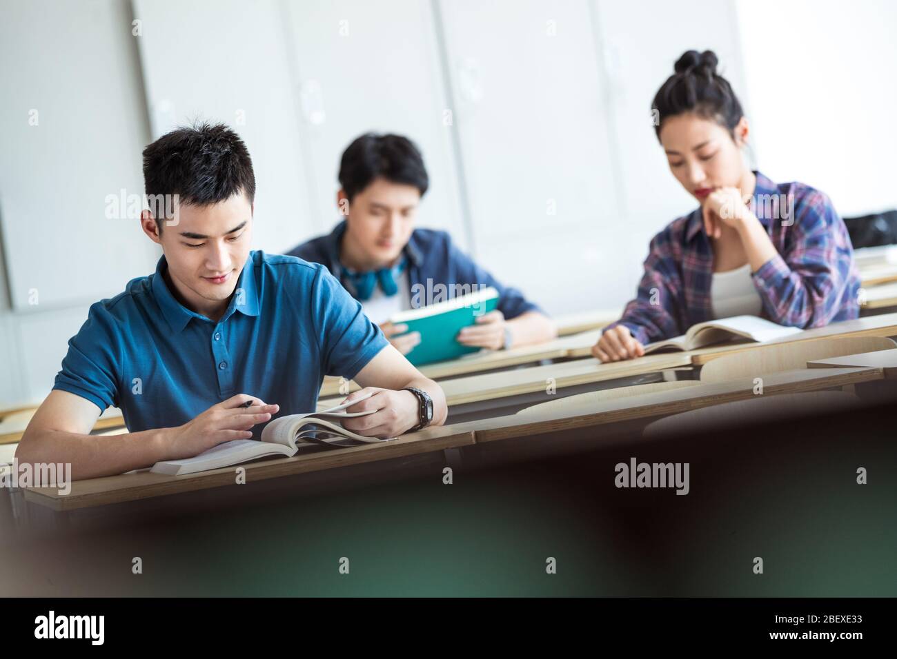 College students' classroom learning Stock Photo - Alamy