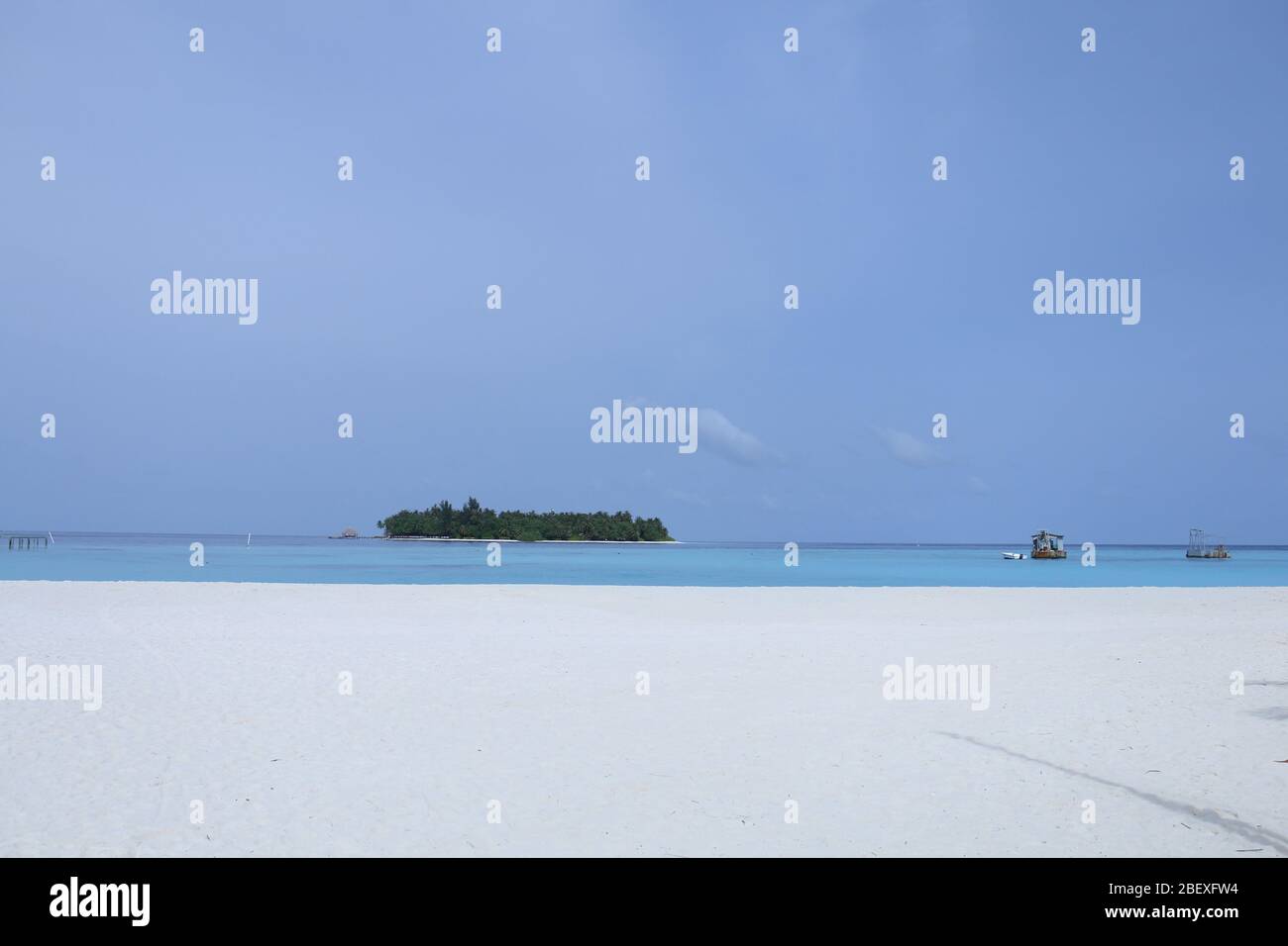 angsana island maldives Stock Photo - Alamy