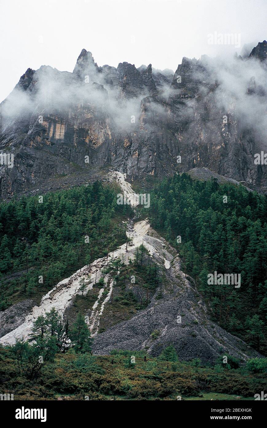 Siguniang mountain hi-res stock photography and images - Alamy
