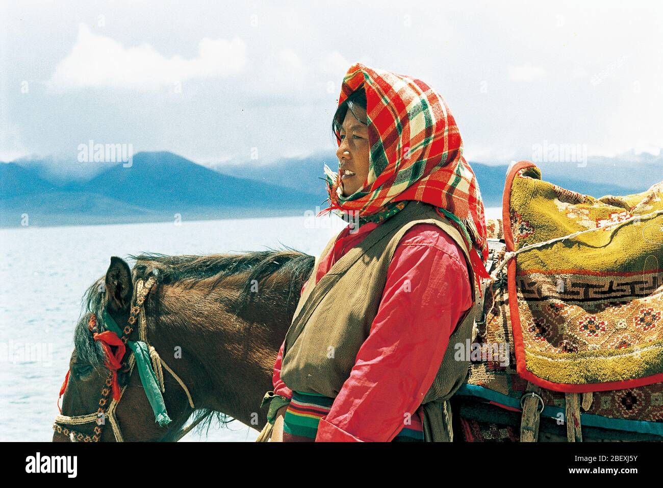 Tibetans mountain hi-res stock photography and images - Alamy