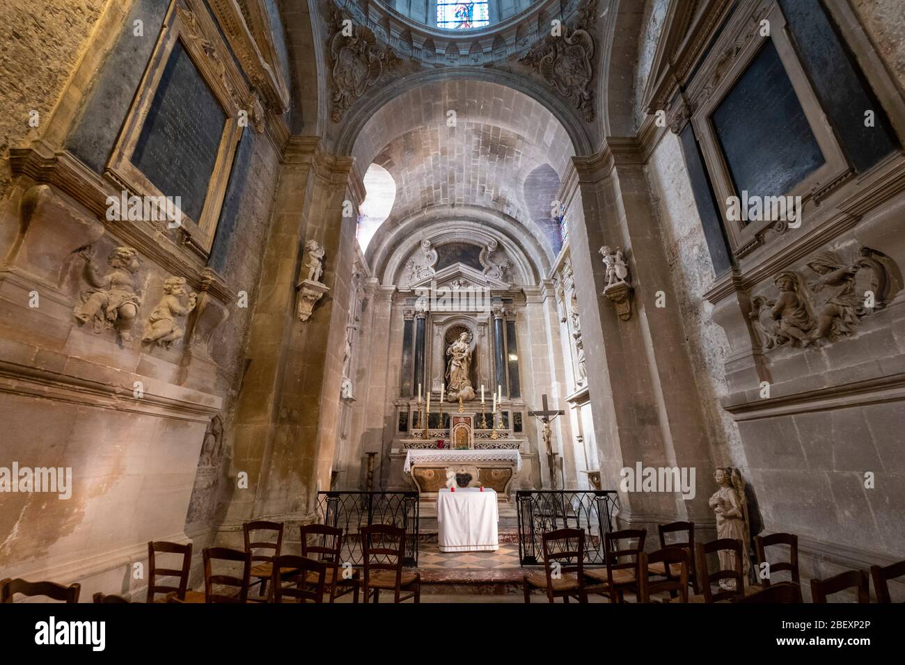 Avignon France Church High Resolution Stock Photography and Images - Alamy