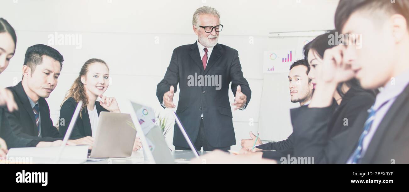 Management training, administrative Office or managing director train ...