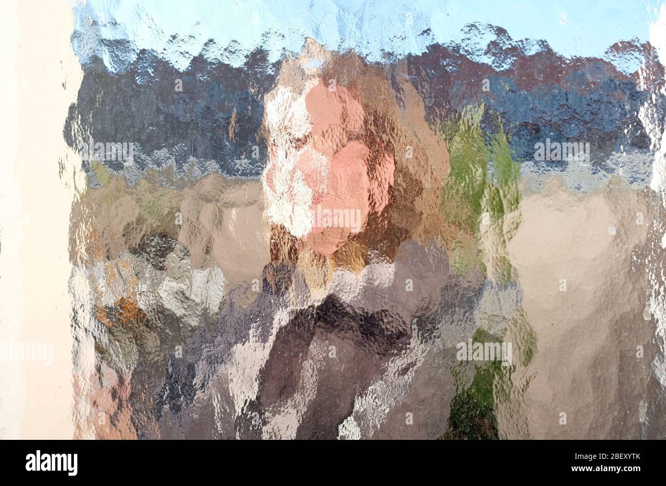 Face distorted glass hi-res stock photography and images - Alamy