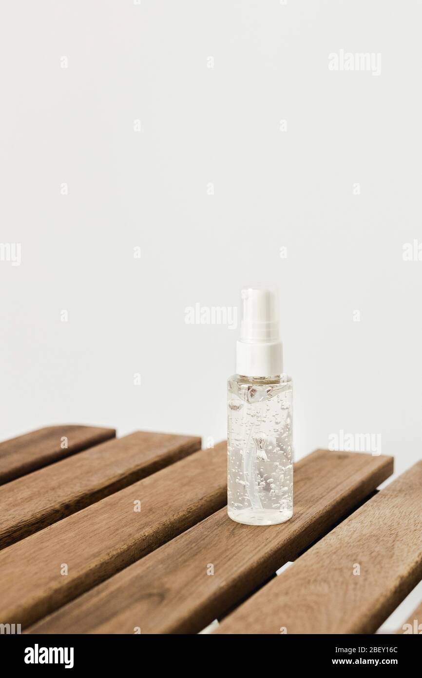 Hand sanitizer with antimicrobial transparent gel with bubbles for ...