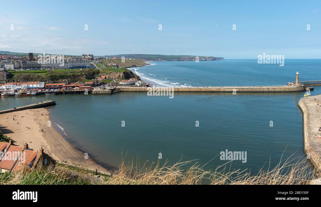 Whitby yorkshire harbour historical hi-res stock photography and images ...