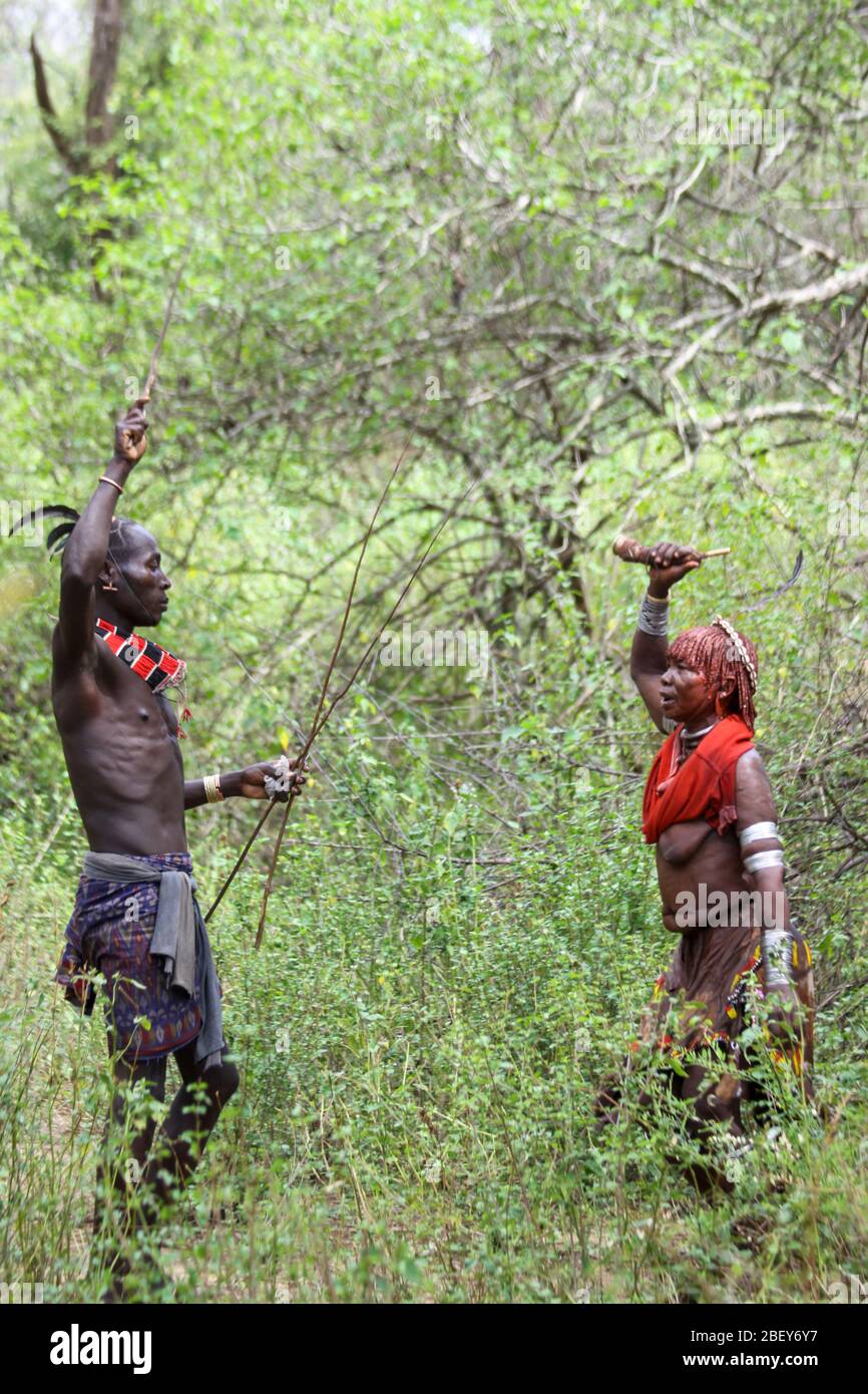 Hamar tribe couple Omo River Valley, Ethiopia Stock Photo - Alamy
