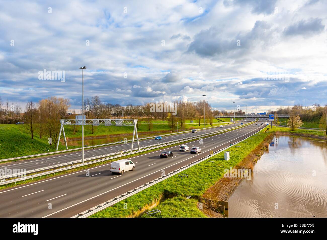 Curvy highway aerial shot hi-res stock photography and images - Alamy