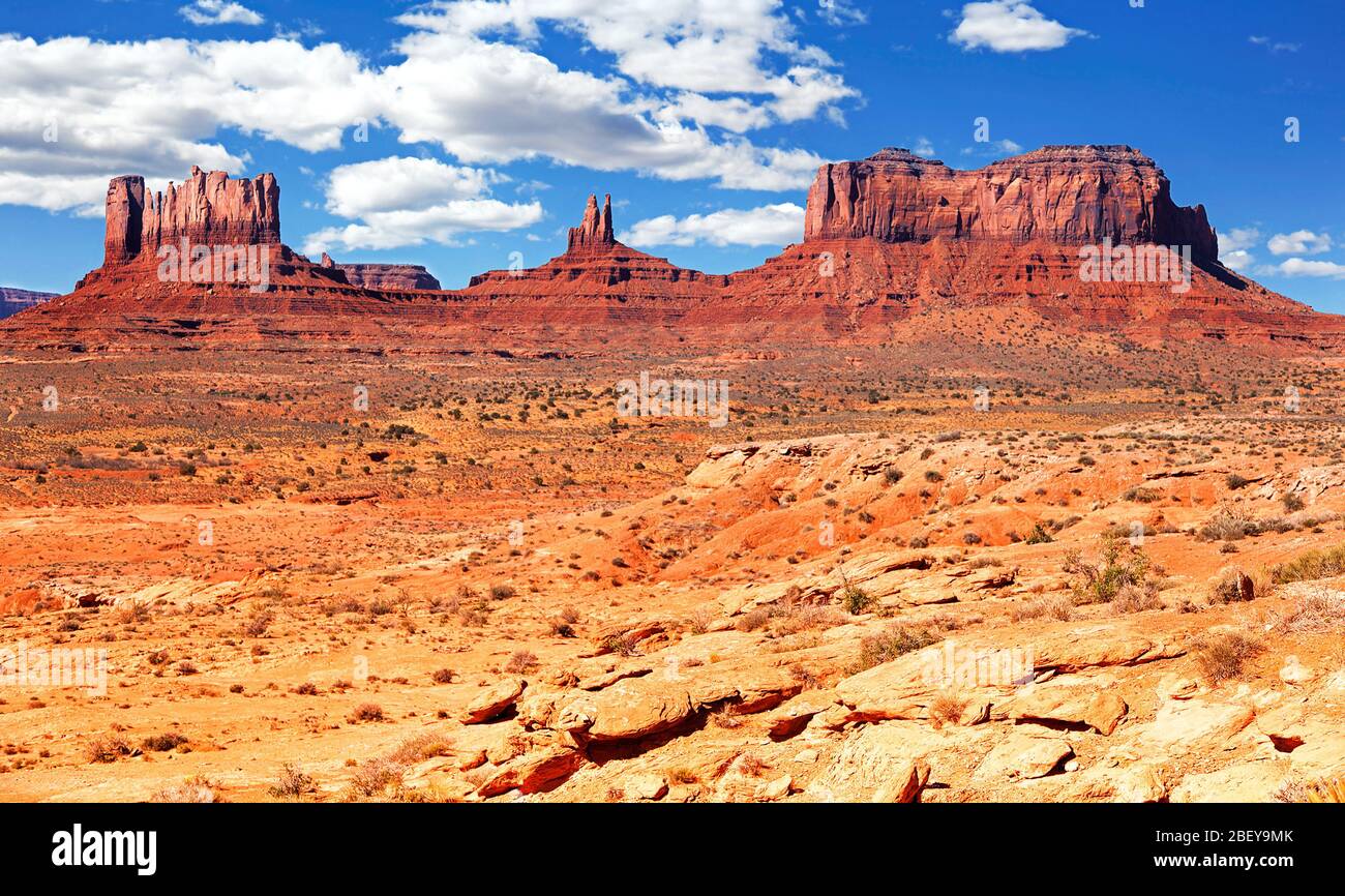 The famous Buttes of Monument Valley, Utah, USA Stock Photo - Alamy