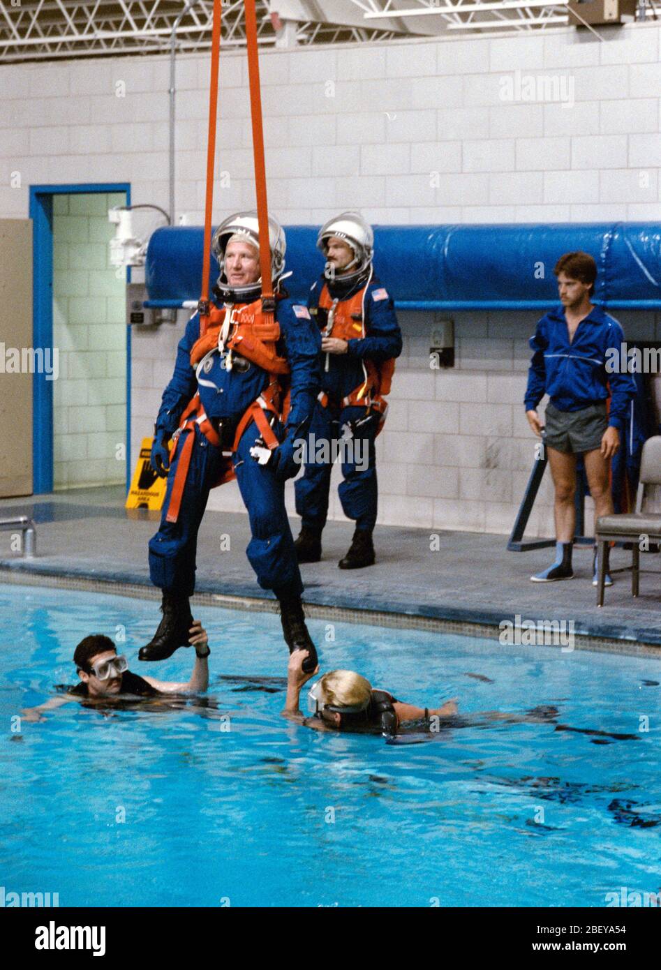 Nasa Training In Swimming Pool