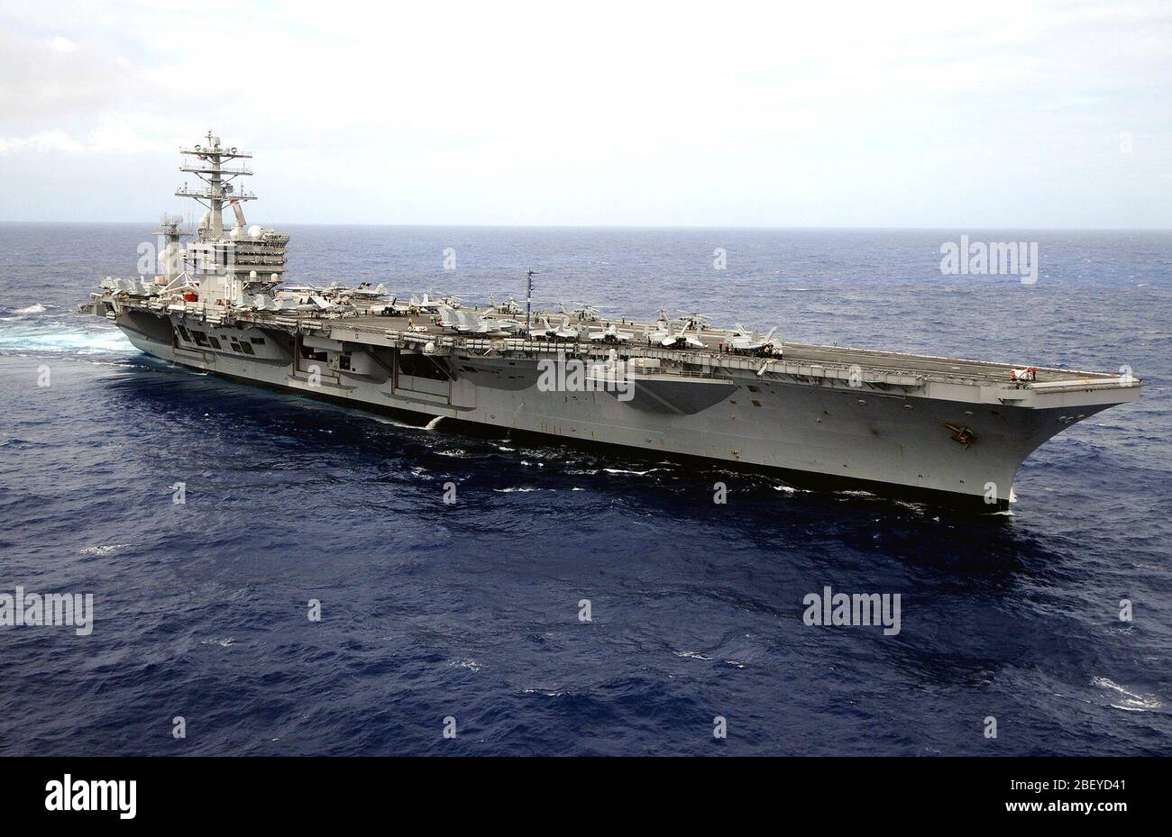 Aircraft carrier uss nimitz cvn 68 hi-res stock photography and images ...