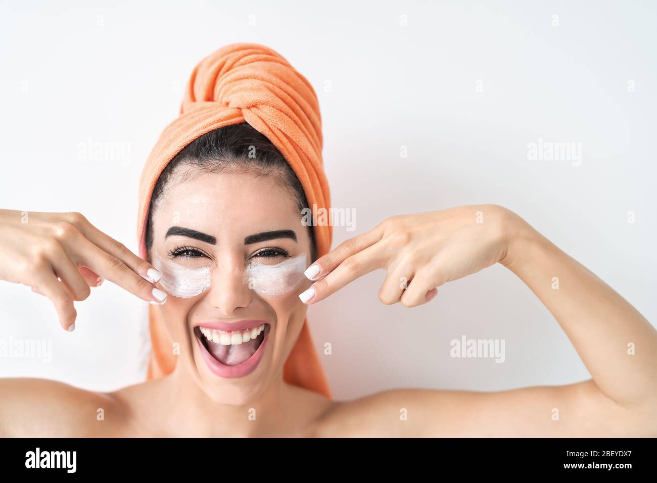 Facial therapy woman young cream hi-res stock photography and images ...