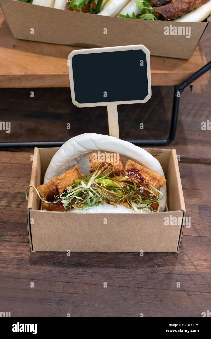 Eatsandwich hi-res stock photography and images - Alamy