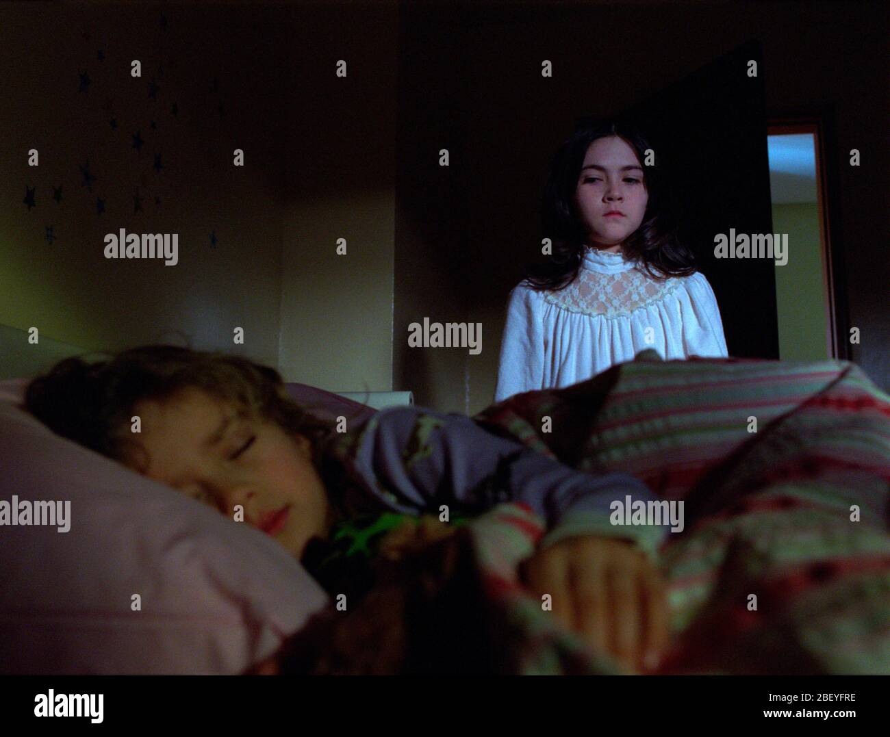 Orphan 2009 isabelle fuhrman hi-res stock photography and images - Alamy