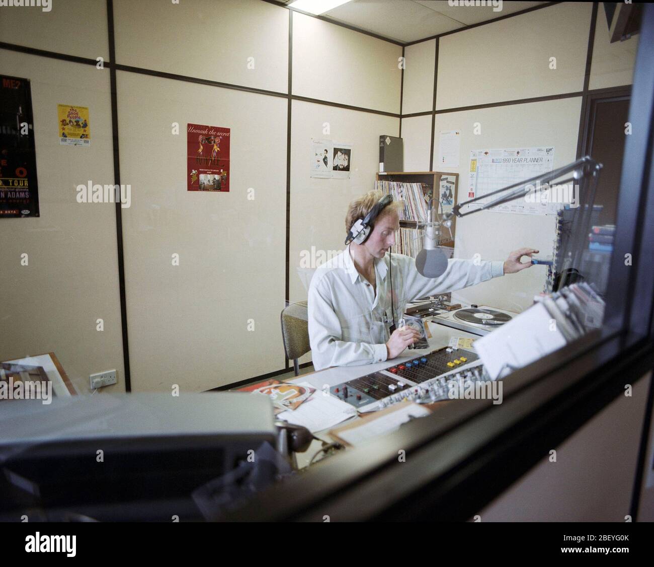 Manchester arndale 1990s hi-res stock photography and images - Alamy