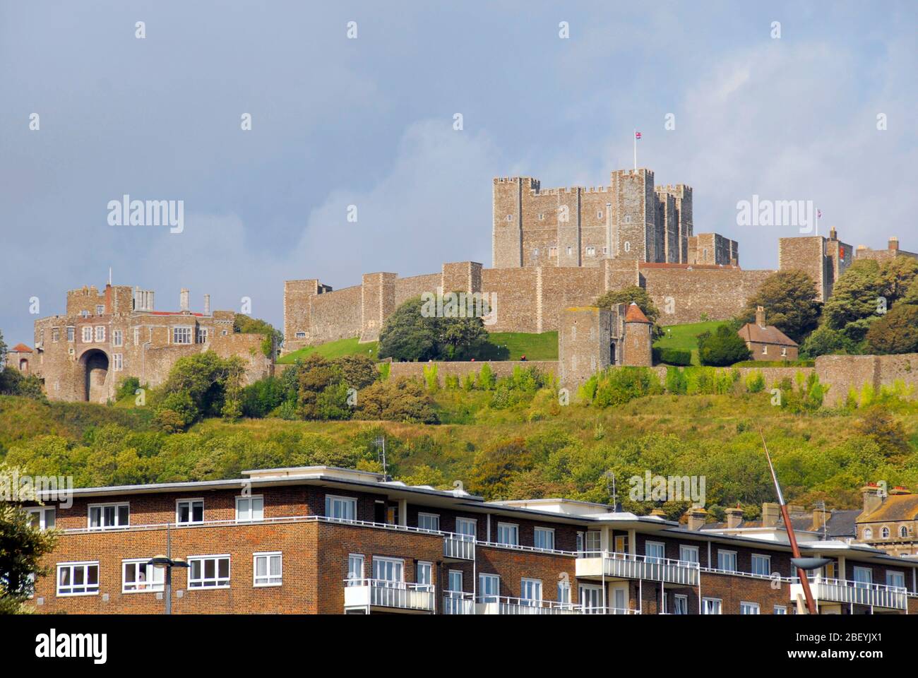 Modern castle hi-res stock photography and images - Alamy