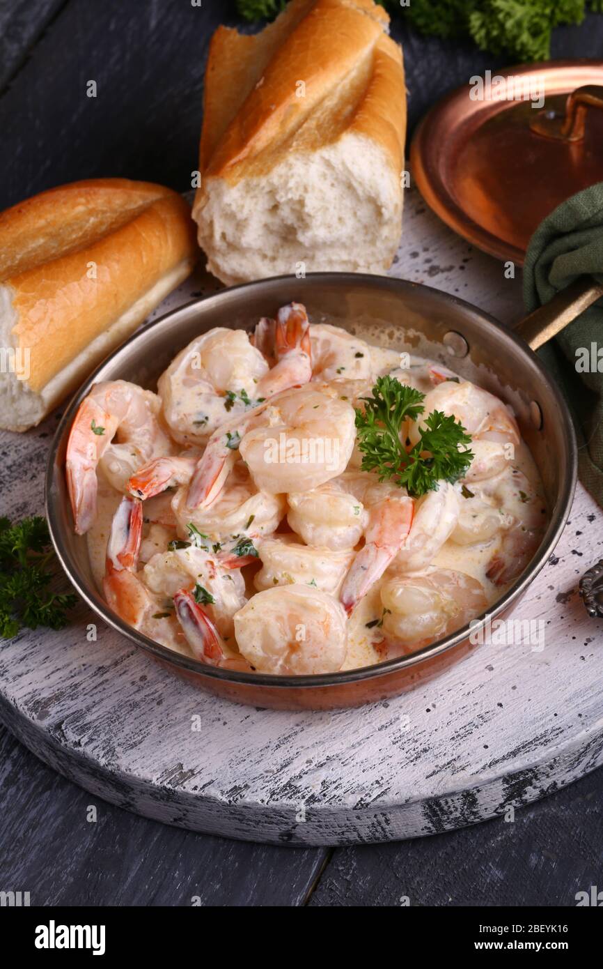 Creamy garlic prawn hi-res stock photography and images - Alamy