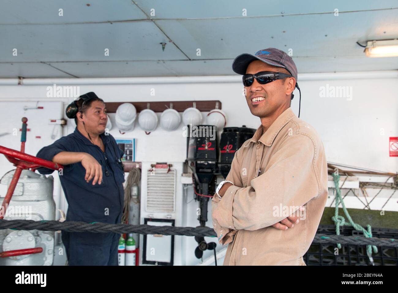 Filipino seaman hi-res stock photography and images - Alamy