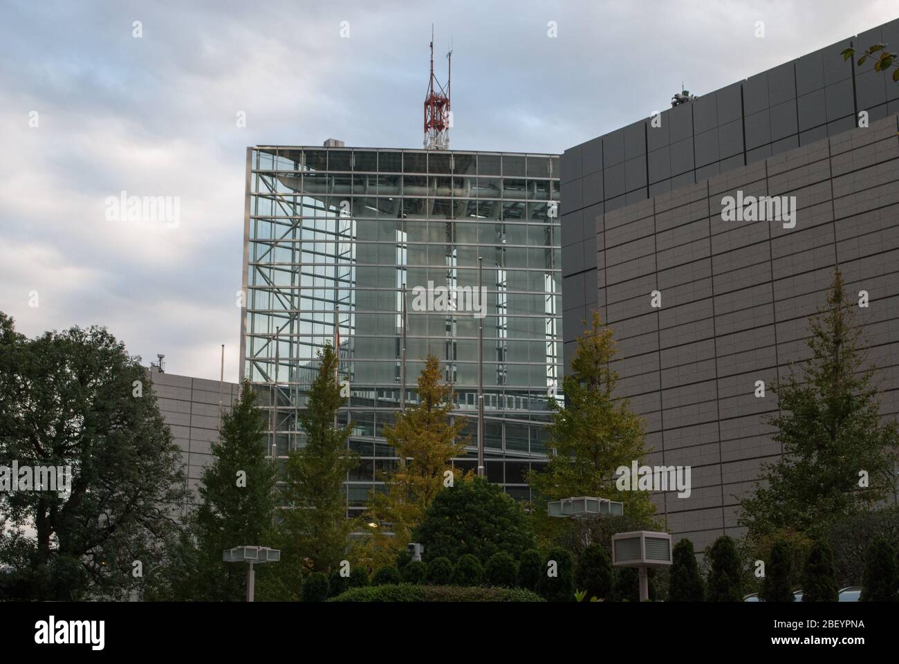 Tokyo International Forum Building Architecture in Downtown Tokyo ...