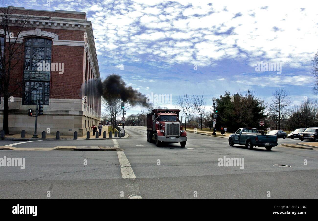 Diesel truck pollution hi-res stock photography and images - Alamy
