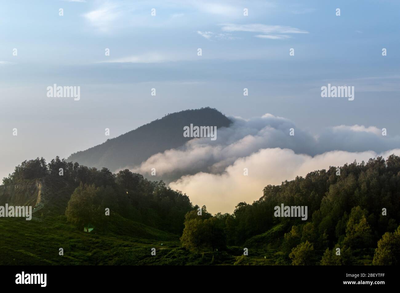Lewotobi hi-res stock photography and images - Alamy