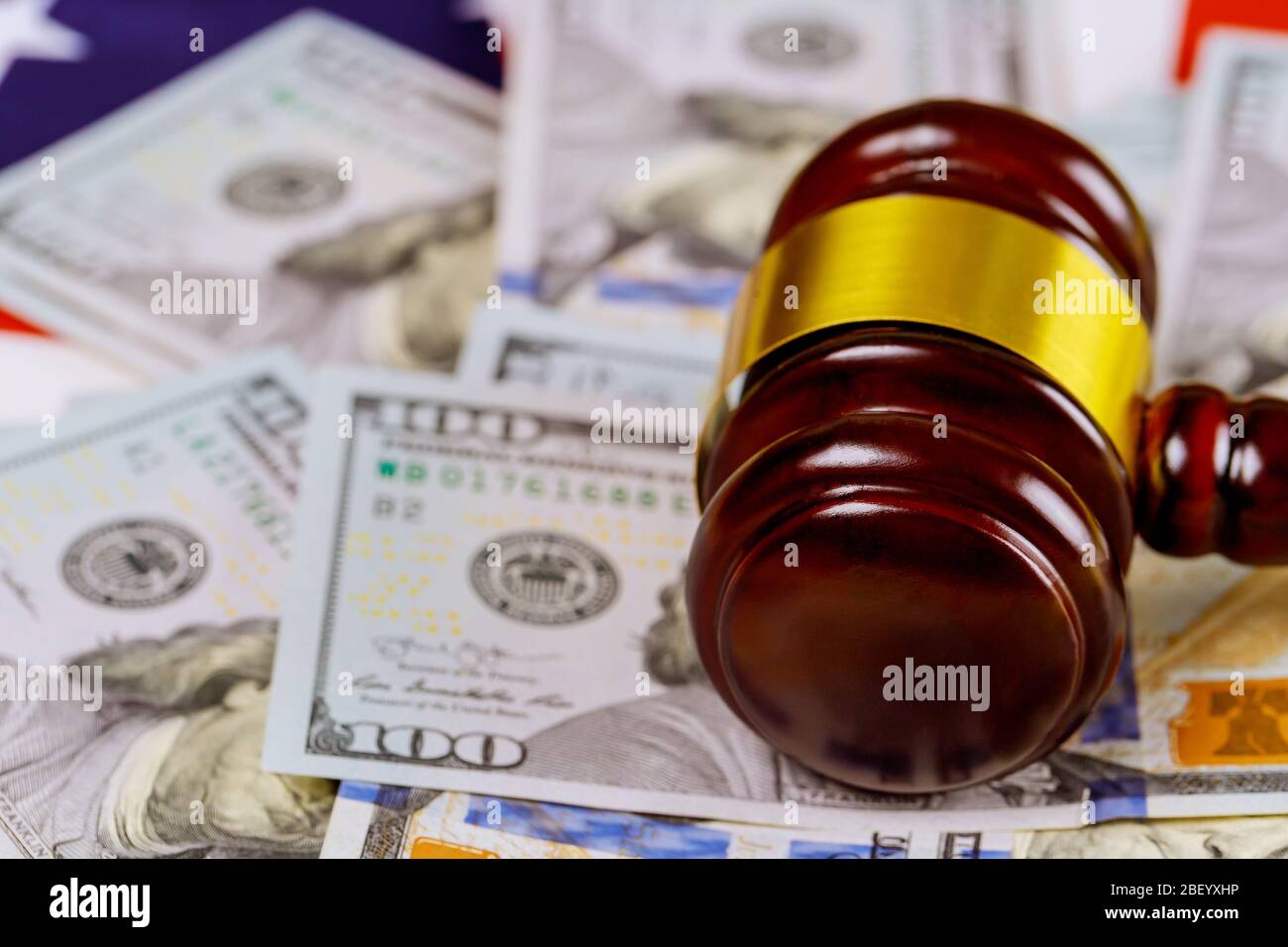 Lawyer and american court room hi-res stock photography and images - Alamy