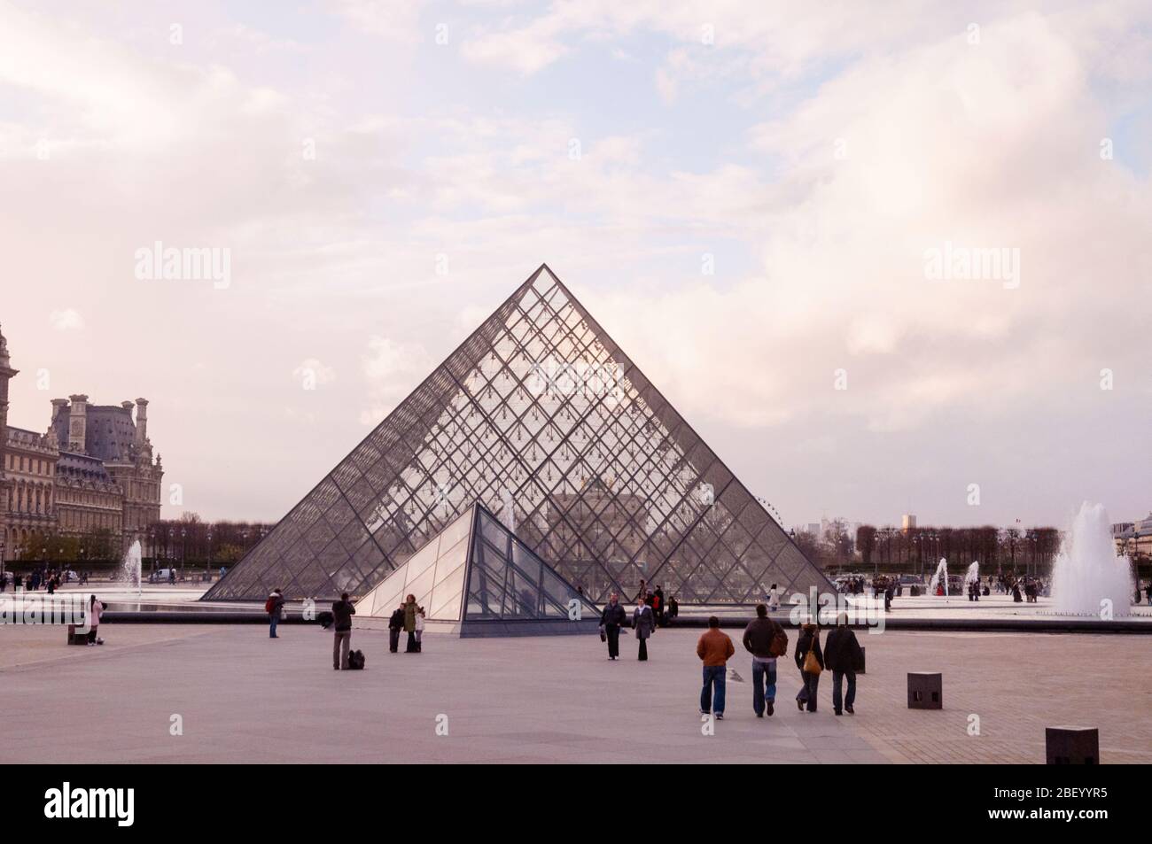 Louvre Museum courtyard Pyramide du Louvre, Paris, France Stock Photo ...