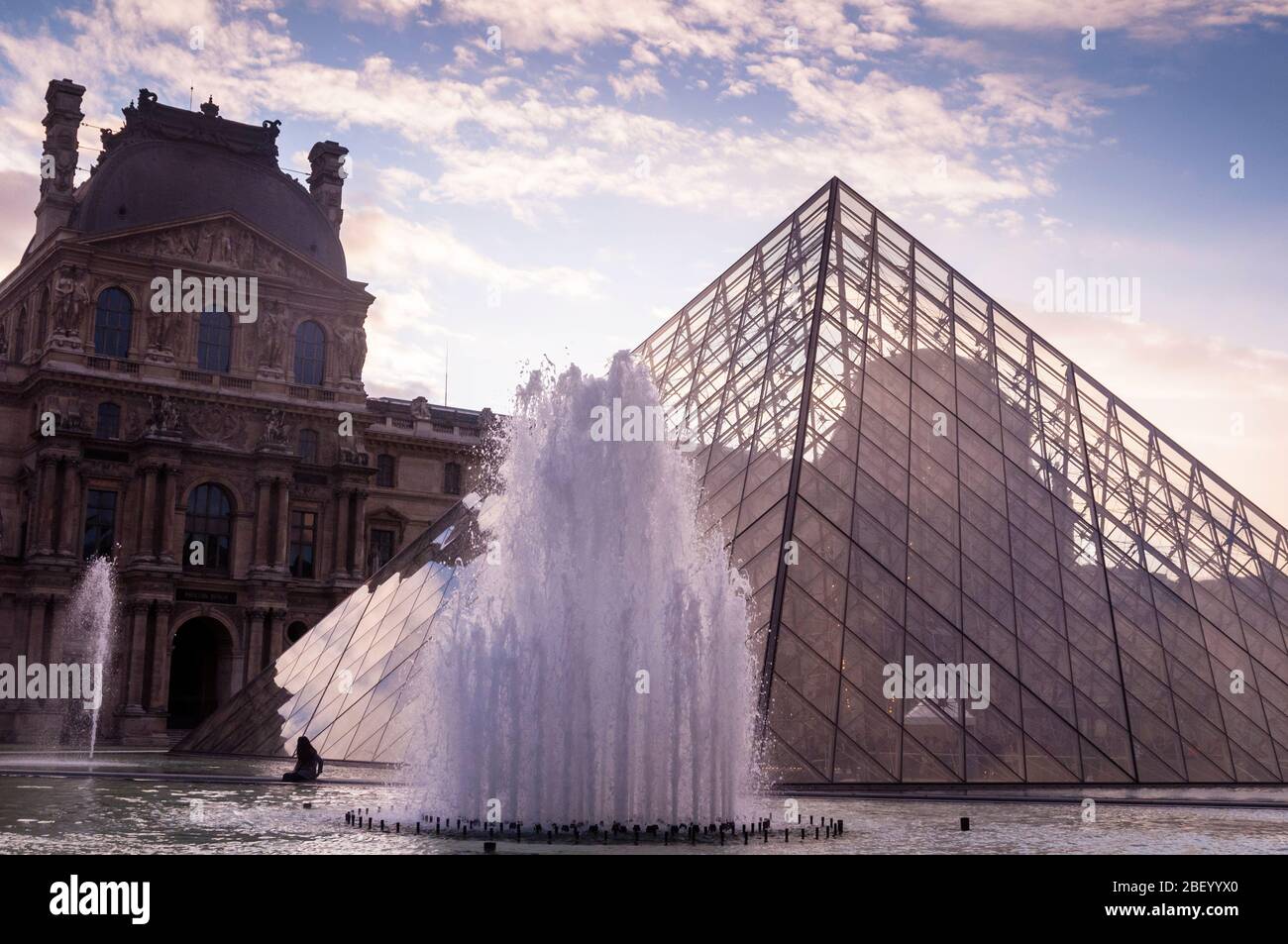 Grand egyptian museum pyramid hi-res stock photography and images - Alamy