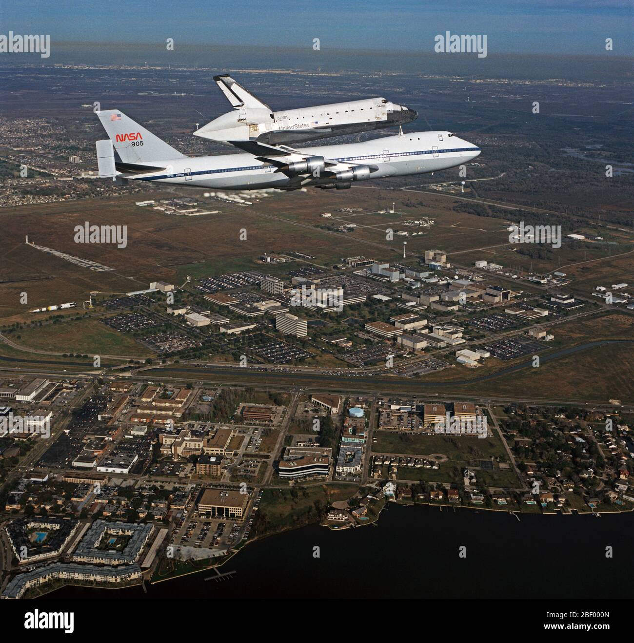 (19 Dec. 1990) --- Johnson Space Center employees and neighbors on the ...