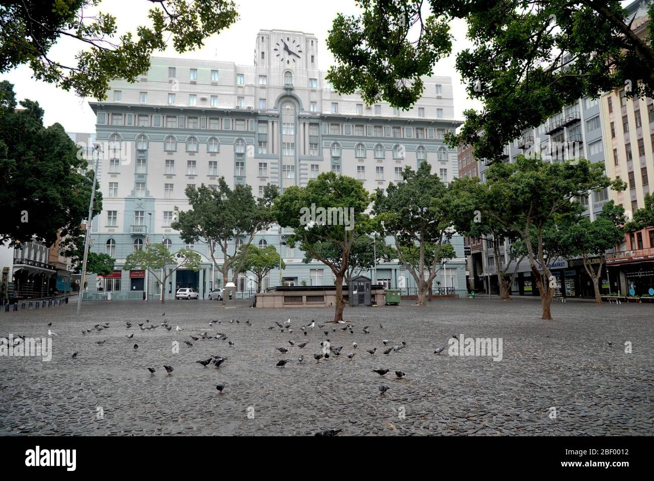 Cape Town, South Africa - 16 April 2020 : Empty streets in te normally ...