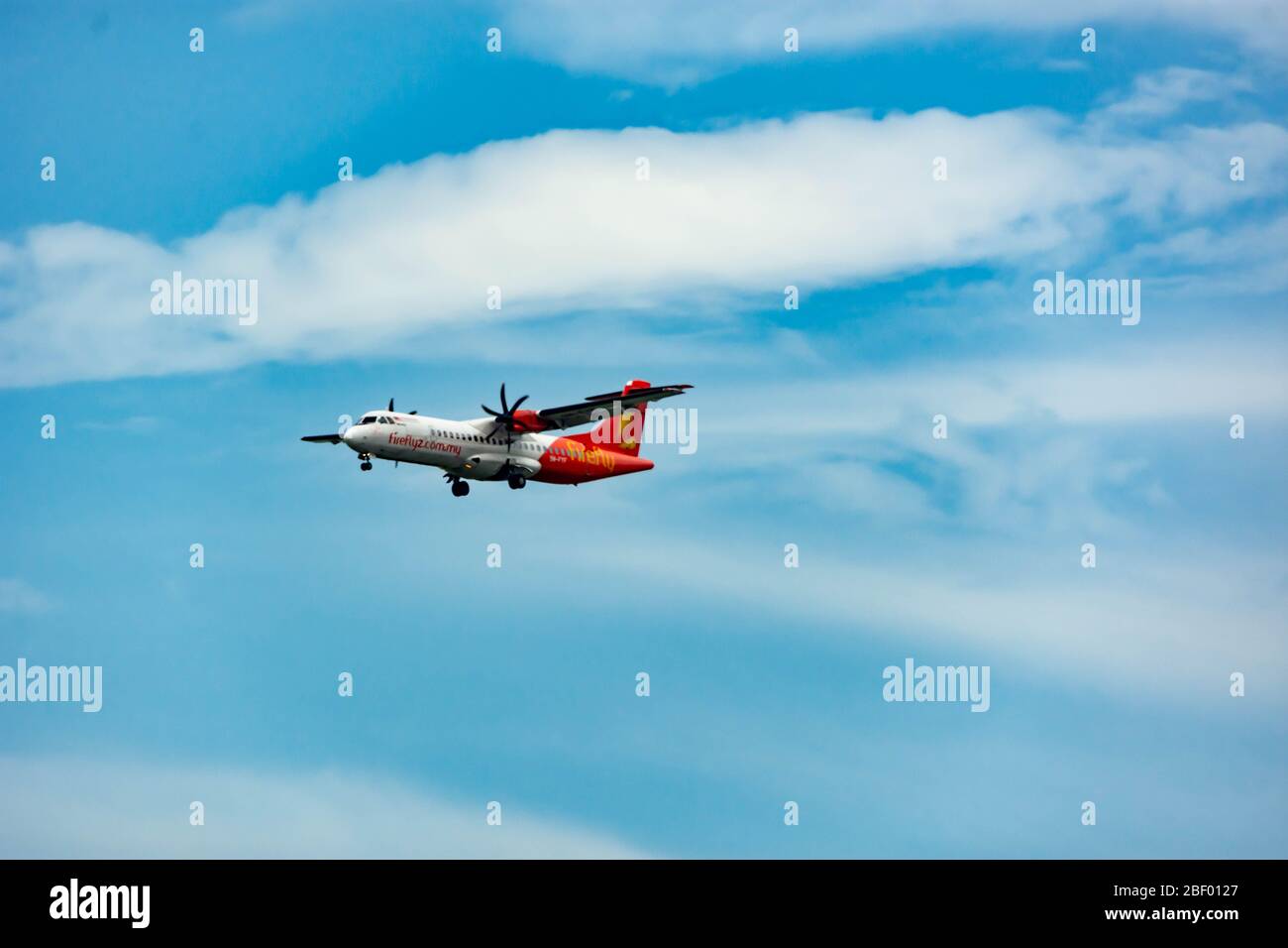 CHANGI SINGAPORE: FIREFLY Airlines Airplane landing at Changi ...