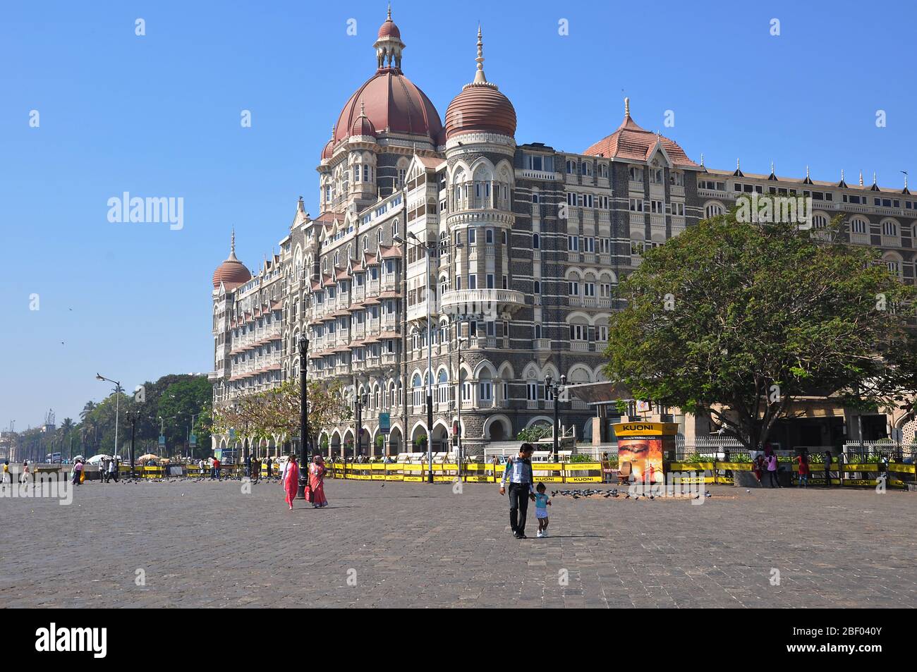 Bombay castle hi-res stock photography and images - Alamy