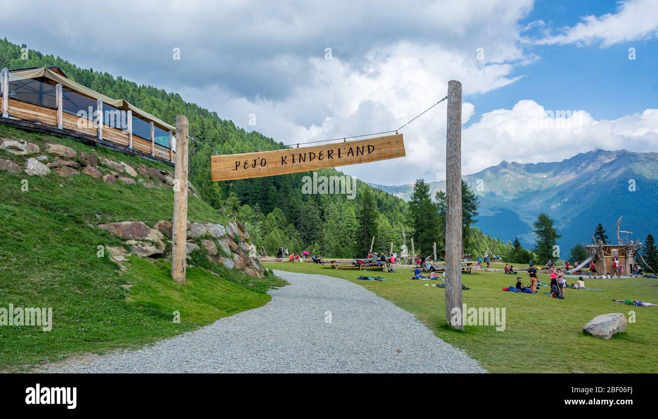 Valle del pejo italy hi-res stock photography and images - Alamy