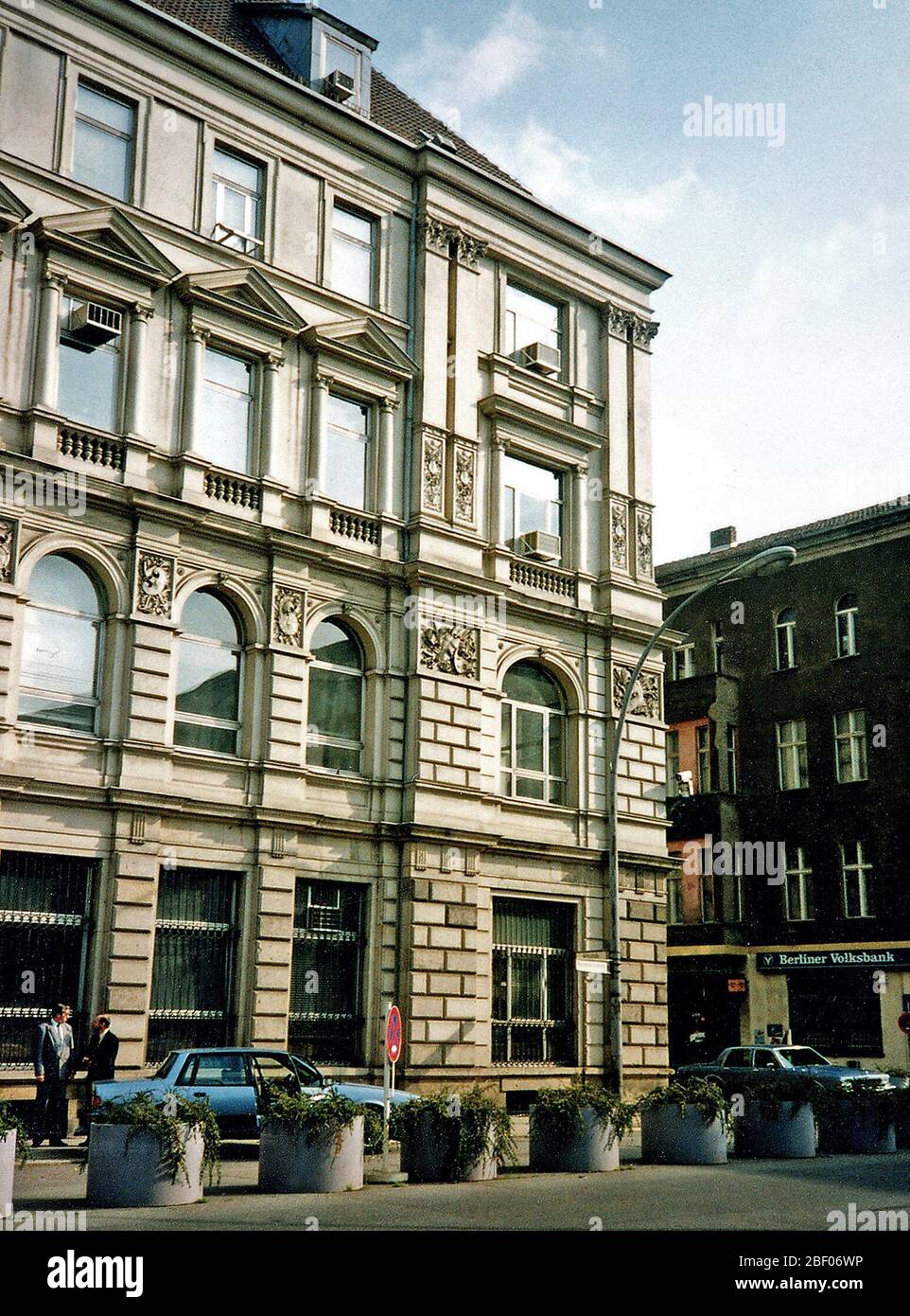 Berlin - Chancery Office Building ca. 1990s Stock Photo - Alamy