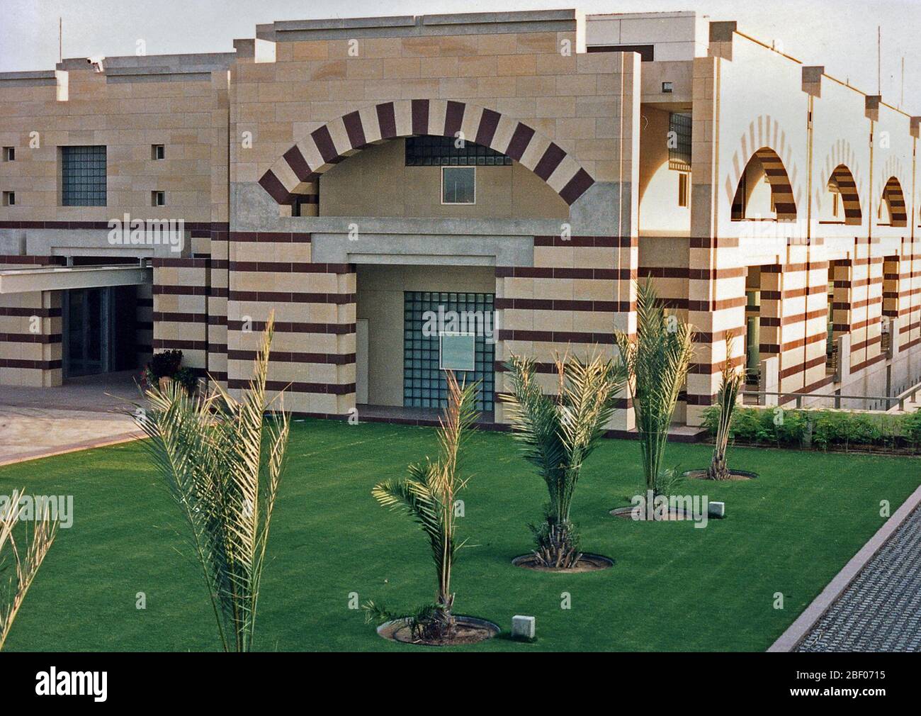 1989 chancery building hi-res stock photography and images - Alamy