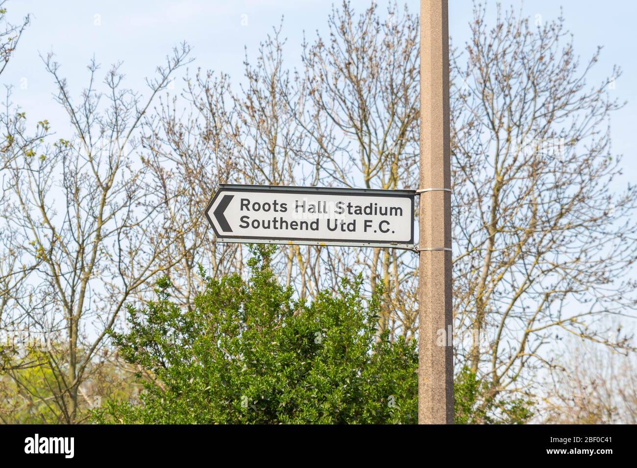 Sign, Roots Hall Stadium, Southend United FC, direction. Southend-on ...