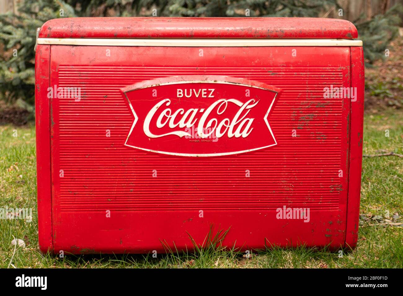 Old coca cola signs hi-res stock photography and images - Alamy