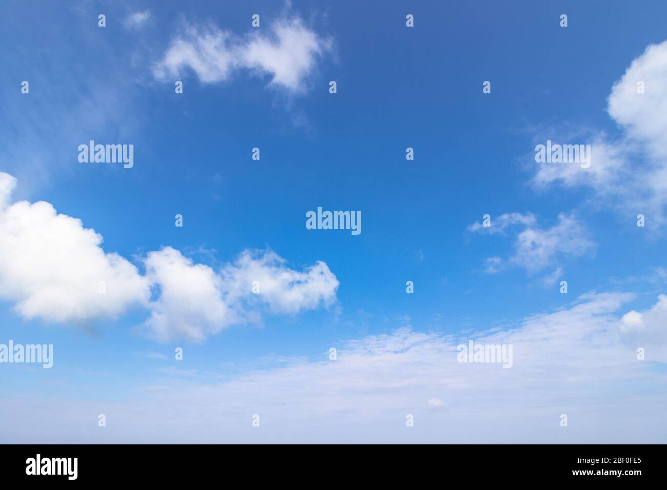Weather forecast sunny hi-res stock photography and images - Alamy