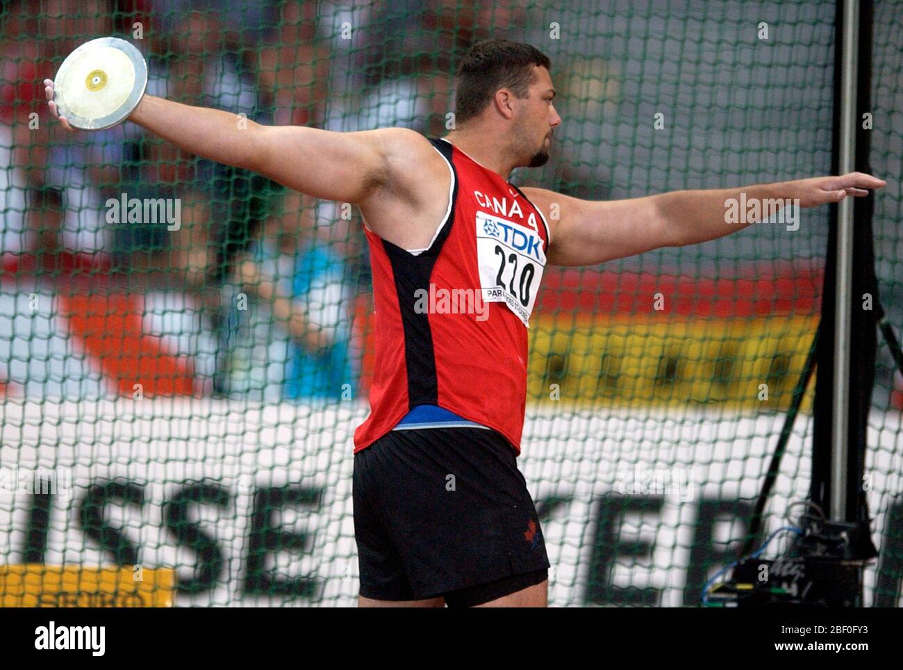 St. Denis, France. 26th Aug, 2003. Jason Tunks of Canada was 11th in ...