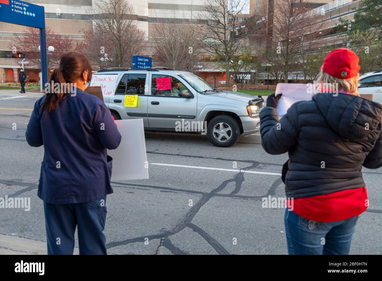 Michigan protest april 2020 hi-res stock photography and images - Alamy