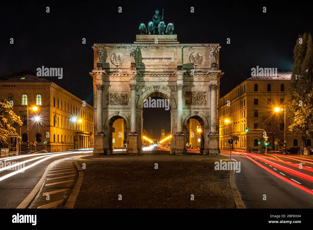 Germany munich siegestor victory arch hi-res stock photography and ...