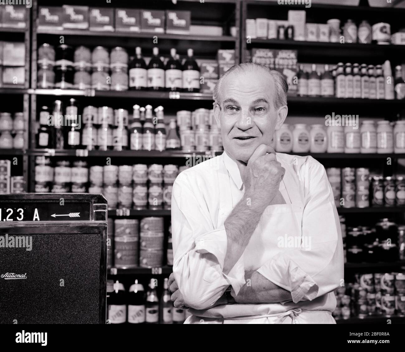 1940s grocery store hi-res stock photography and images - Alamy