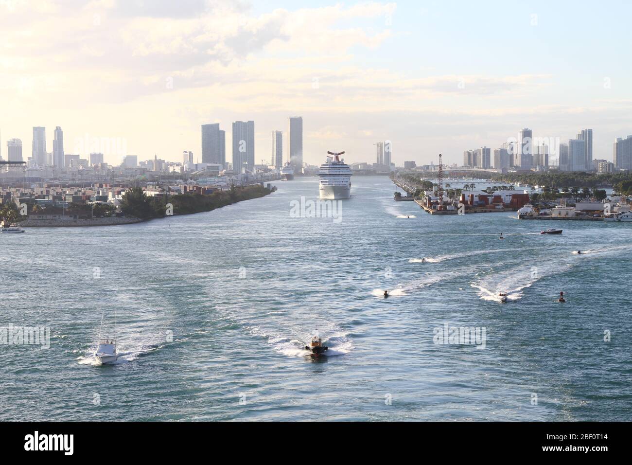 PORT OF MIAMI, MIAMI, FLORIDA, USA. CRUISE LINER TERMINAL AND CONTAINER ...