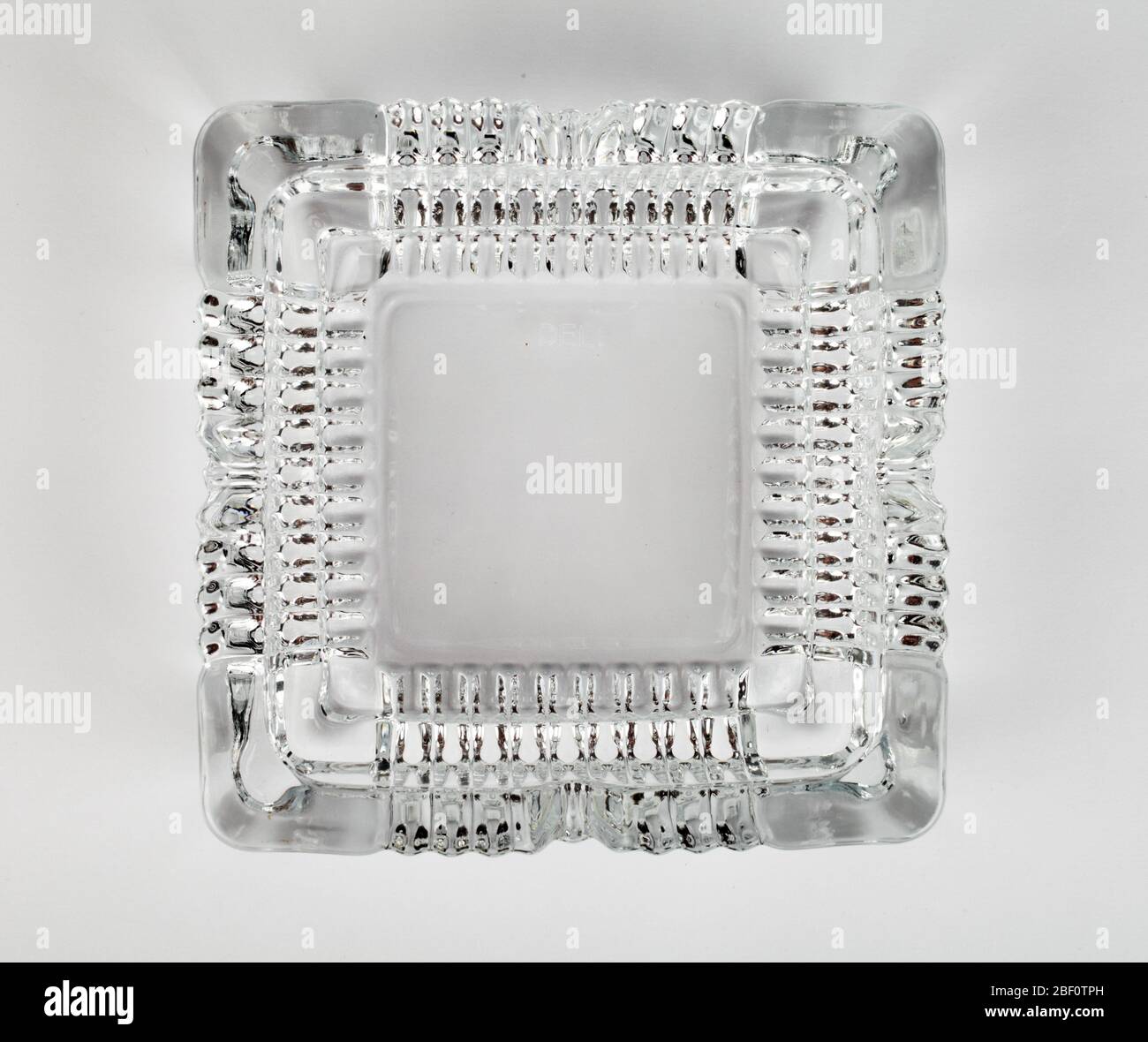 Empty crystal ashtray hi-res stock photography and images - Alamy