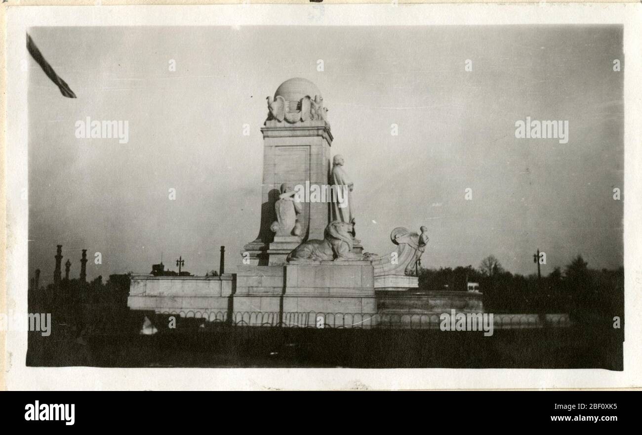 Columbus Fountain and Statue. Located in front of Union ...