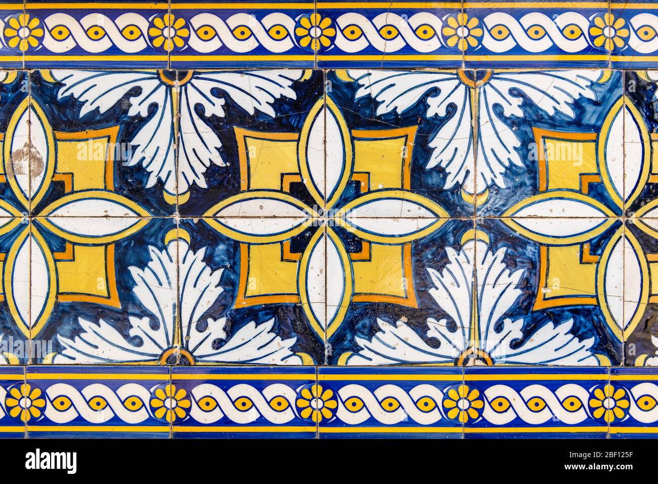 Vintage azulejos, traditional Portuguese tiles Stock Photo - Alamy