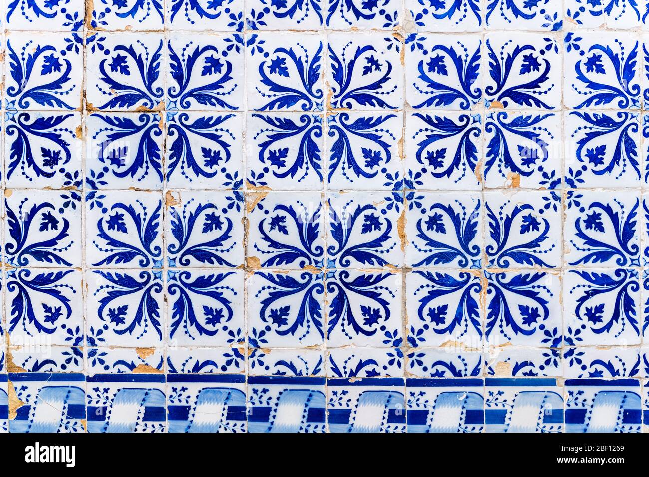 Vintage azulejos, traditional Portuguese tiles Stock Photo - Alamy